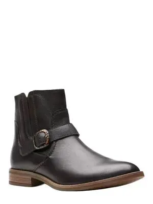 Clarks Camzin Loop Buckle Boots - Brown