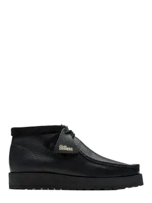 Clarks Wallabee Scout Leather Desert Boots - Black