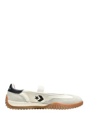 CONVERSE Run Star Trainer Ballet Flat - Tan