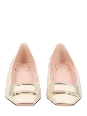 ROGER VIVIER Décolleté Belle Vivier In Vernice - Cream