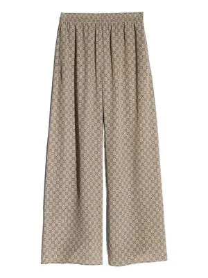 Gucci Silk Crêpe De Chine Leisure Pants With Allover Gg Print - Beige