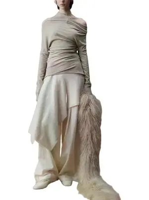 ELYWOOD Asymmetric Draped Off-shoulder Long-sleeved T-shirt - Neutrals