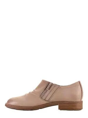 Clarks Adalynn Ezra Leather Loafers - Neutrals