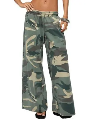 EDIKTED Allen Camo Wide Leg Sweatpants - Olive