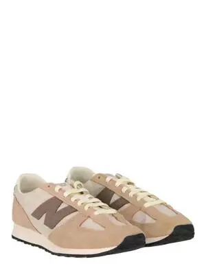 NEW BALANCE 471 Panelled Sneakers - Brown