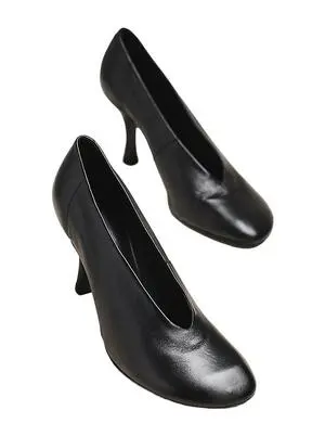 Maeve Easy Leather Pumps - Black