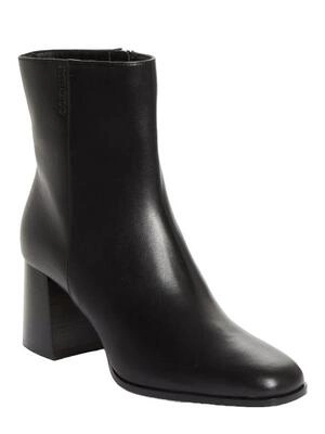 BOOTIES