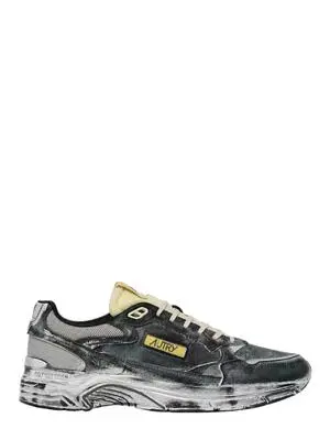 AUTRY Hyperway Distressed-effect Sneakers - Black