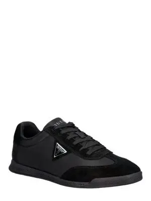 Guess Dasper Logo-plaque Sneakers - Black