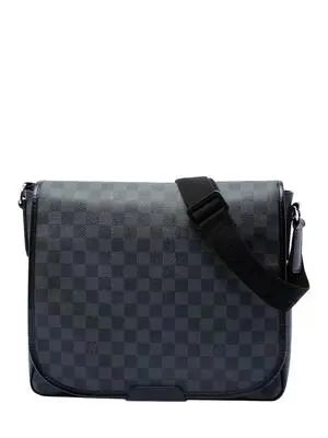 LOUIS VUITTON 2012 Damier Graphite Daniel Mm Crossbody Bag - Black