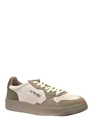 AUTRY Medalist Suede Sneakers - Neutrals