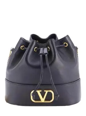 Valentino Garavani Vlogo Drawstring Pouch Leather Bucket Bag - Black