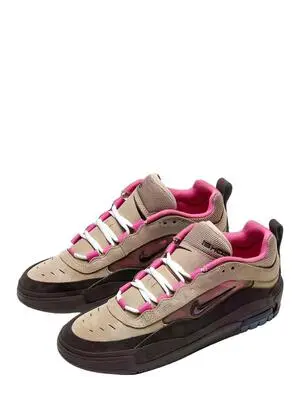 Nike Max Ishod Sneakers - Neutrals