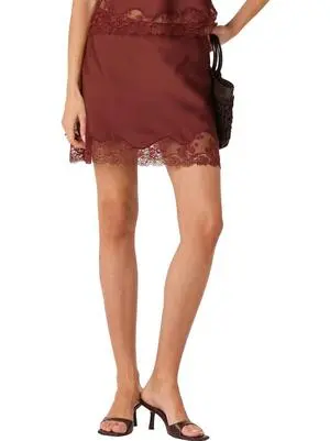 Astr The Label Yulissa Lace Hem Miniskirt - Rust