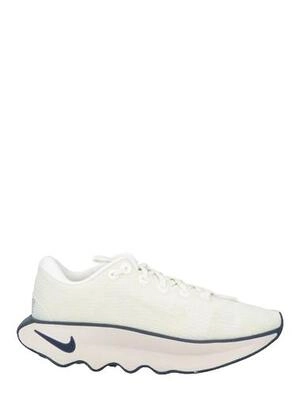 Nike Motiva Low-top Sneakers - Cream