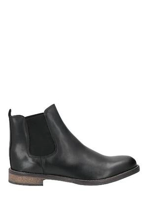 CALPIERRE Chelsea Boots In Calfskin - Black