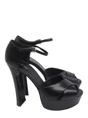 Michael Kors 2010-2020s Huxley Platform Sandals - Black
