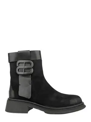 LINDA BAUMANN Buckle-detail Panelled Ankle Boots - Black
