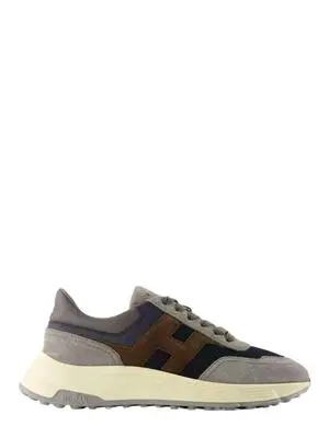 Hogan Hyperlight Low-top Sneakers With Logo Patch - Grey