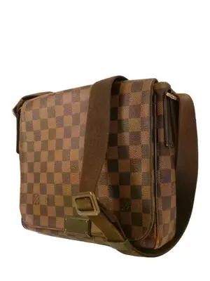 LOUIS VUITTON Pm District Messenger Bag - Brown