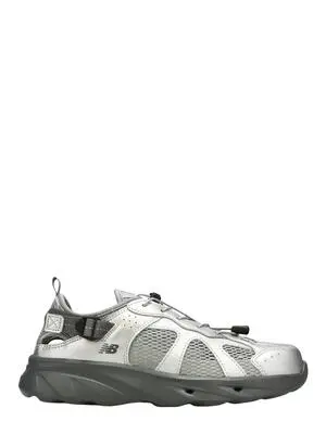 NEW BALANCE Kave Sandalin - Silver/grey