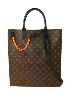 LOUIS VUITTON Sac Plat Monogram Tote Bag - Brown