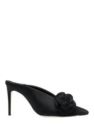 VICTORIA BECKHAM