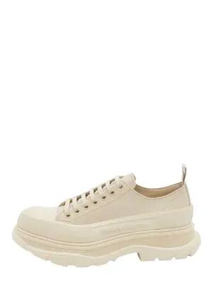 Alexander McQueen Tread Slick Low Lace Up Sneakers - Beige/white