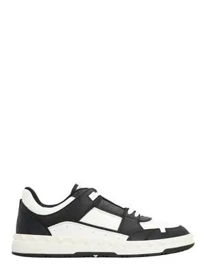 Valentino Garavani Low-top Sneakers With Contrasting Inserts - Black