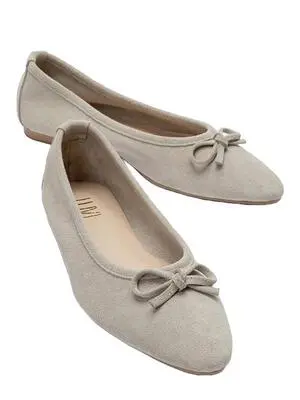 FOREVER & ALWAYS SHOES Leather Bow Ballet Flats - Beige Suede