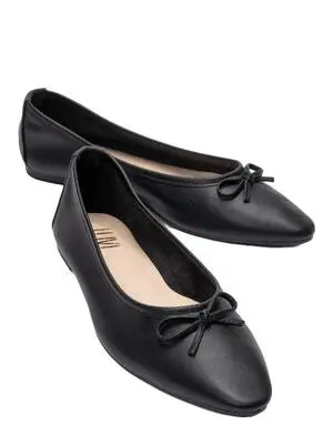 FOREVER & ALWAYS SHOES Leather Bow Ballet Flats - Black