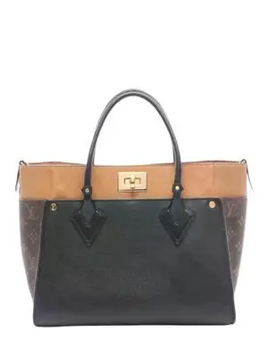 LOUIS VUITTON Louis Vuitton On My Side Tote Bag Black
