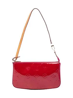 LOUIS VUITTON Louis Vuitton Monogram Vernis Pochette Accessoires Shoulder Bag Red