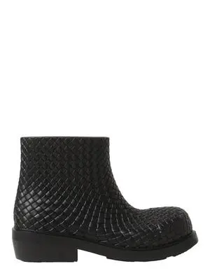 Bottega Veneta Fireman Ankle Boots In Woven Rubber - Black