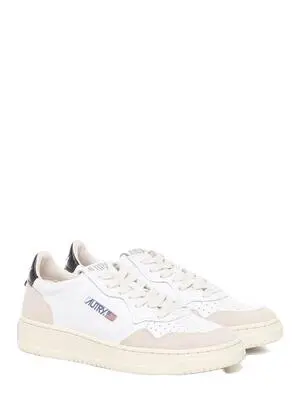 AUTRY Medalist Low Sneaker - Black