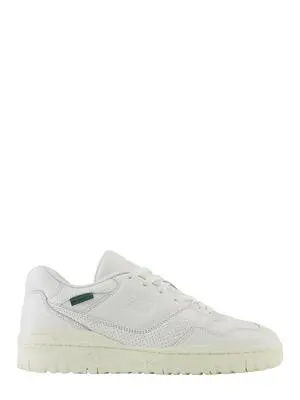 NEW BALANCE 550 Round Toe Sneakers - White