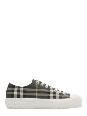 Burberry Low-top Lace-up Sneakers With Embossed Lettering - Marrone