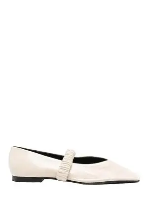 ALOHAS ALOHAS Square Toe Leather Flats With Gathered Strap Bianco
