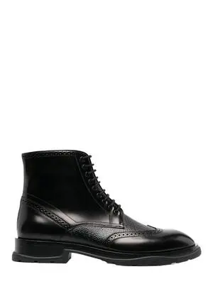 Alexander McQueen Leather Lace-up Brogue Boots With Rubber Outsole - Nero