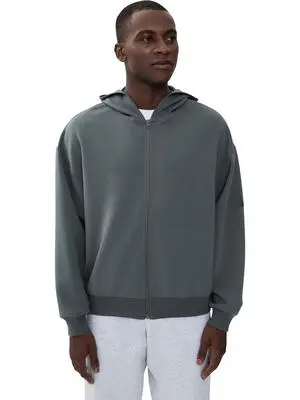 SPORT OUTERWEAR