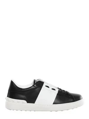 Valentino Garavani VALENTINO GARAVANI Contrast Calfskin Band Lace-Up Sneakers Nero