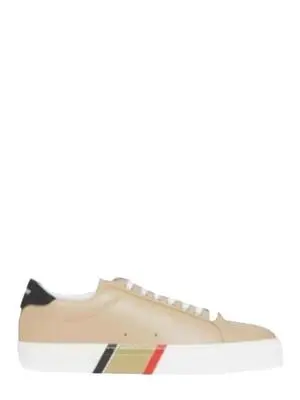 Burberry Low-top Sneakers With Stripe Detail - Nude