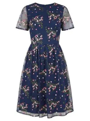 YUMI Embroidered Floral Mesh Midi Dress - Blue