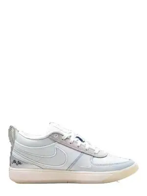 Nike Leather Sneakers - Grey