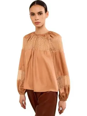 Ulla Johnson Bess Silk Twill Blouse With Chantilly Lace And Raglan Sleeves - Macaroon