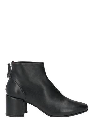 HALMANERA Ankle Boots - Black