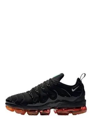 Nike Vapormax Plus Sneakers - Black