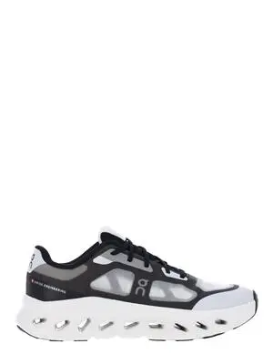 On Performance Sneakers With Cushioned Comfort - Black