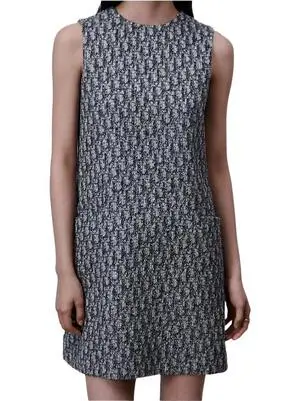 Dior Sleeveless Round Neck Dress With Pocket Detail - Grey
