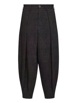 UMA WANG Chevron Pattern Pleated Cropped Trousers - Brown